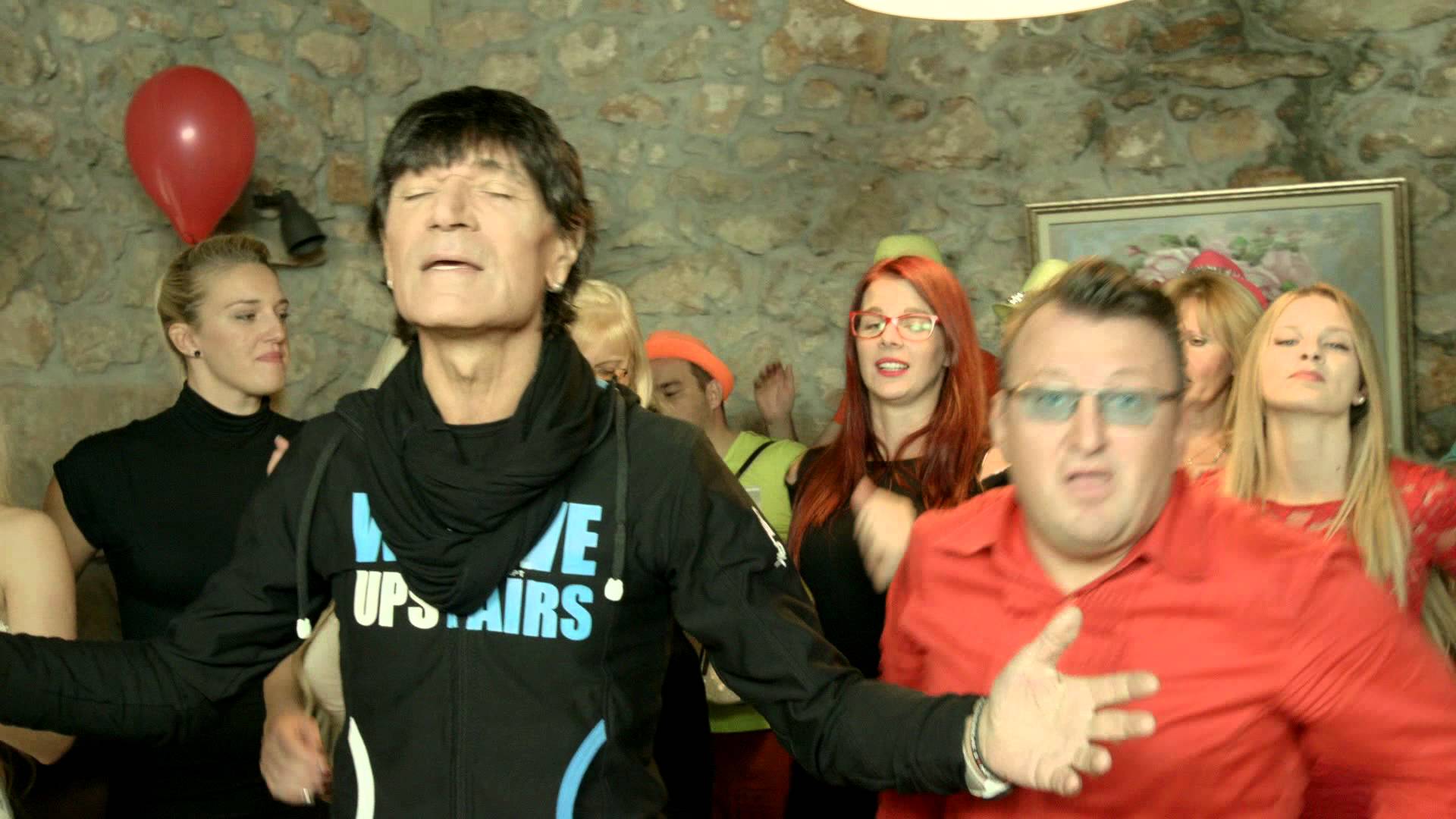 Jasmin Stavros proslavio rođendan u novom spotu - CMC